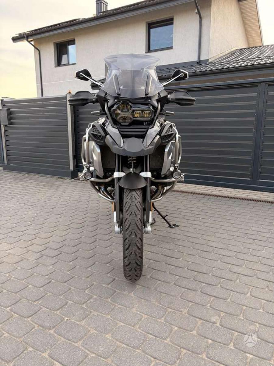 Черный БМВ R 1250GS 2021 в Каунас, объемом двигателя 1.25 л и пробегом 22 тыс. км за 17300 €, фото 5 на AUTOMOTO.COM.LV