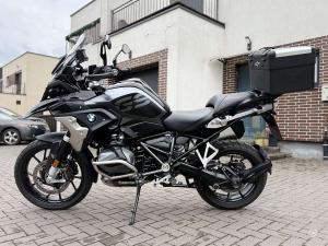 Black BMW R 1250GS 2021 in Vilnius, with an engine capacity of 1.25 L and mileage of 5 thousand km for 15800 €, photo  on AUTOMOTO.COM.LV