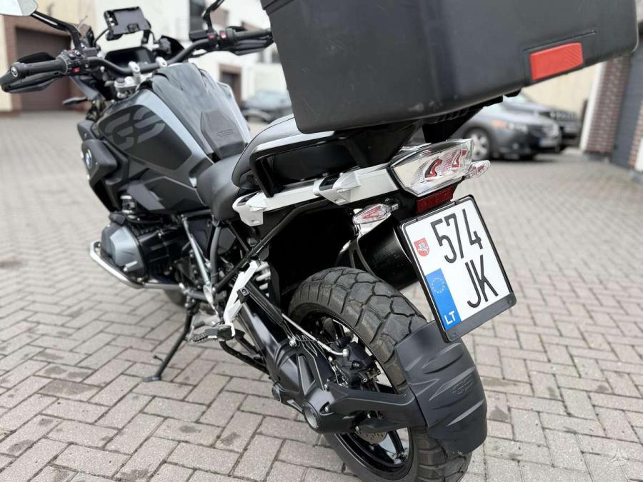 Черный БМВ R 1250GS 2021 в Вильнюс, объемом двигателя 1.25 л и пробегом 5 тыс. км за 15800 €, фото 8 на AUTOMOTO.COM.LV