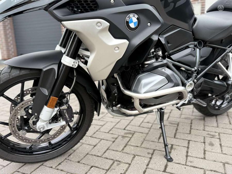 Черный БМВ R 1250GS 2021 в Вильнюс, объемом двигателя 1.25 л и пробегом 5 тыс. км за 15800 €, фото 9 на AUTOMOTO.COM.LV