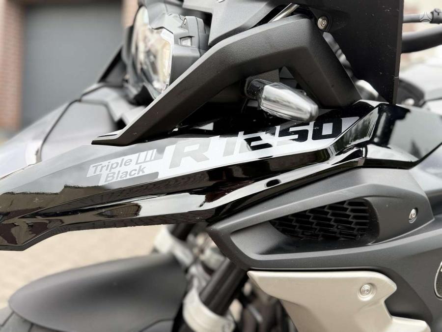 Черный БМВ R 1250GS 2021 в Вильнюс, объемом двигателя 1.25 л и пробегом 5 тыс. км за 15800 €, фото 11 на AUTOMOTO.COM.LV