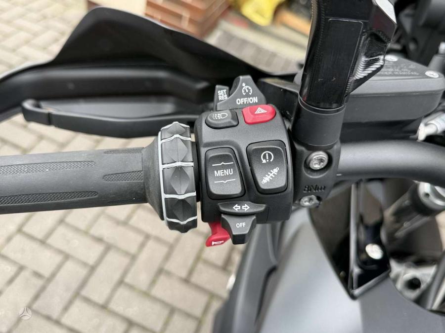 Черный БМВ R 1250GS 2021 в Вильнюс, объемом двигателя 1.25 л и пробегом 5 тыс. км за 15800 €, фото 13 на AUTOMOTO.COM.LV