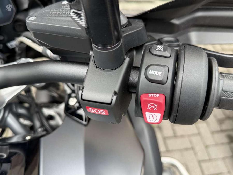 Черный БМВ R 1250GS 2021 в Вильнюс, объемом двигателя 1.25 л и пробегом 5 тыс. км за 15800 €, фото 14 на AUTOMOTO.COM.LV