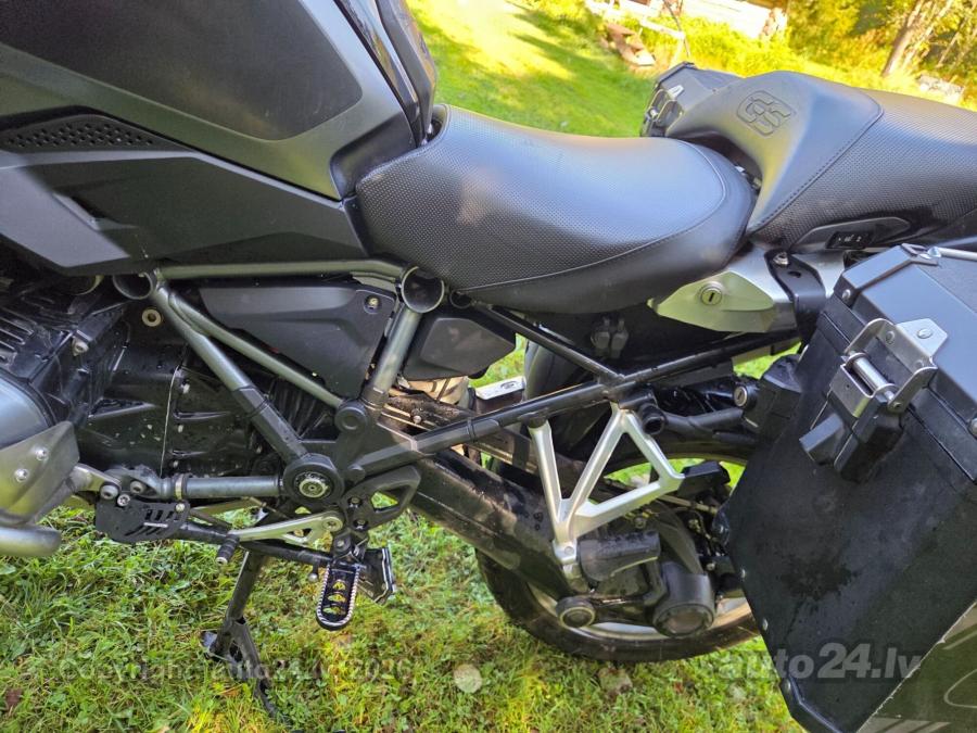 Черный БМВ R 1250GS 2021 в Таллин, объемом двигателя 1.25 л и пробегом 24 тыс. км за 19000 €, фото 8 на AUTOMOTO.COM.LV