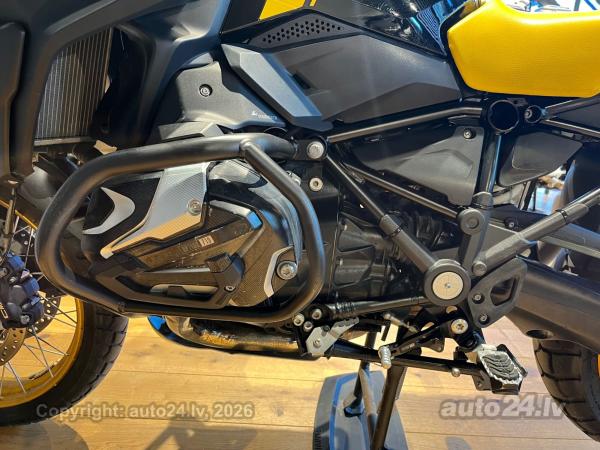 Black BMW R 1250GS 2021 in Tallinn, with an engine capacity of 1.25 L and mileage of 23 thousand km for 16900 €, photo 10 on AUTOMOTO.COM.LV