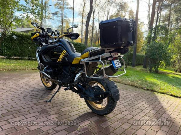 Melns BMW R 1250GS 2021 Tallina, ar dzinēja tilpumu 1.25 L un nobraukumu 25 tūkst. km par 16000 €, foto 5 vietnē AUTOMOTO.COM.LV