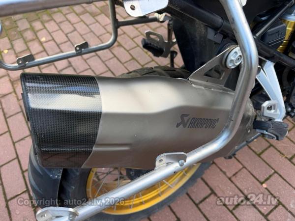 Melns BMW R 1250GS 2021 Tallina, ar dzinēja tilpumu 1.25 L un nobraukumu 25 tūkst. km par 16000 €, foto 7 vietnē AUTOMOTO.COM.LV