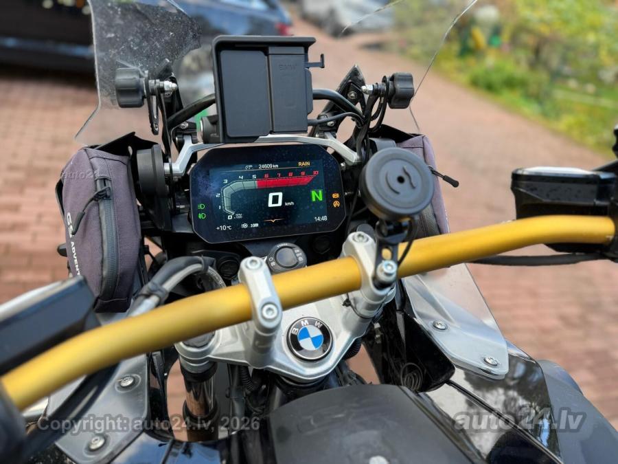 Melns BMW R 1250GS 2021 Tallina, ar dzinēja tilpumu 1.25 L un nobraukumu 25 tūkst. km par 16000 €, foto 8 vietnē AUTOMOTO.COM.LV