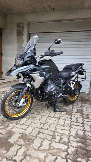 Melns BMW R 1250GS 2022 Tallina, ar dzinēja tilpumu 1.25 L un nobraukumu 3 tūkst. km par 21000 €, foto 5 vietnē AUTOMOTO.COM.LV