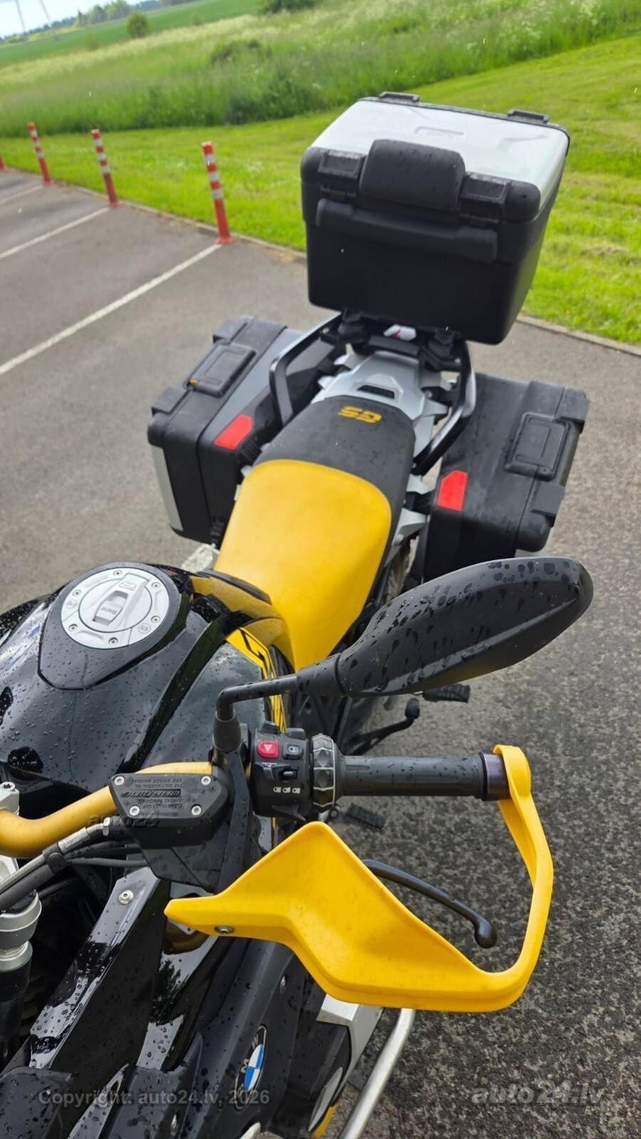 Black BMW R 1250GS 2022 in Tallinn, with an engine capacity of 1.25 L and mileage of 29 thousand km for 19000 €, photo 7 on AUTOMOTO.COM.LV