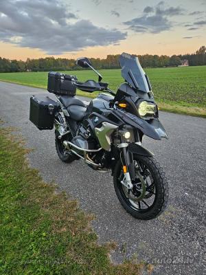 Black BMW R 1250GS 2022 in Tartu, with an engine capacity of 1.25 L and mileage of 26 thousand km for 18500 €, photo 6 on AUTOMOTO.COM.LV