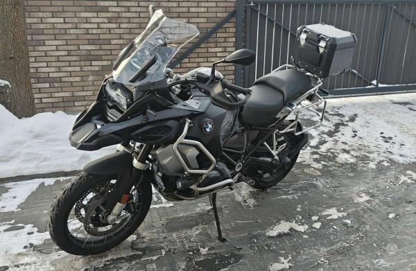 Black BMW R 1250GS 2023 in Kaunas, with an engine capacity of 1.25 L and mileage of 22 thousand km for 16700 €, photo 3 on AUTOMOTO.COM.LV