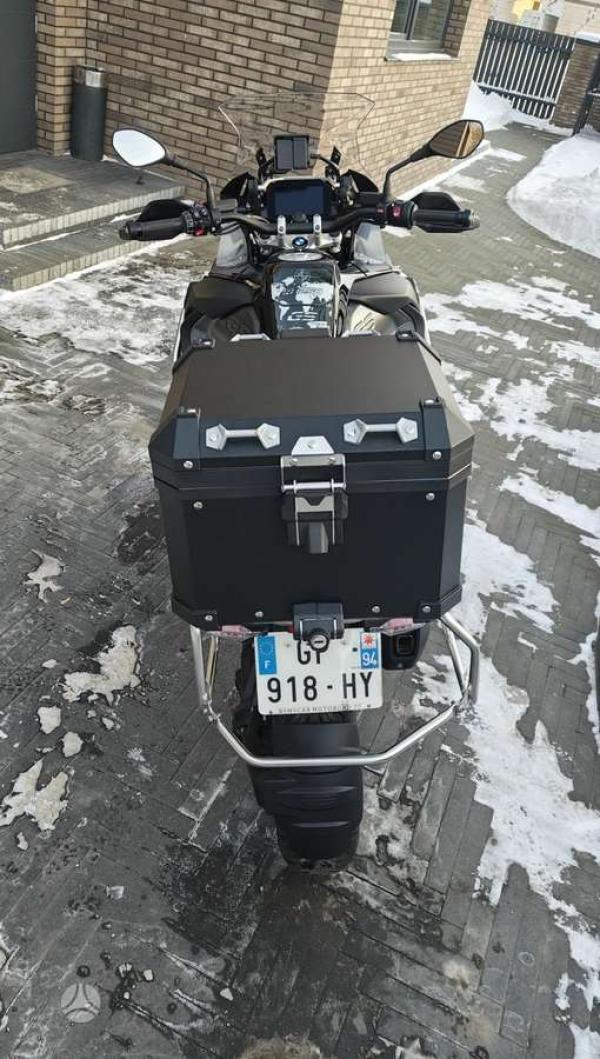 Black BMW R 1250GS 2023 in Kaunas, with an engine capacity of 1.25 L and mileage of 22 thousand km for 16700 €, photo 10 on AUTOMOTO.COM.LV