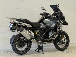 Black BMW R 1250GS 2023 in Tallinn, with an engine capacity of 1.25 L and mileage of 13 thousand km for 17990 €, photo 4 on AUTOMOTO.COM.LV