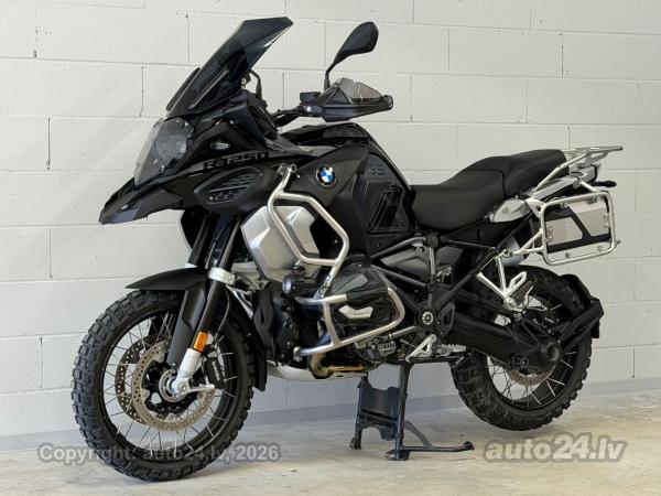 Black BMW R 1250GS 2023 in Tallinn, with an engine capacity of 1.25 L and mileage of 13 thousand km for 17990 €, photo 4 on AUTOMOTO.COM.LV