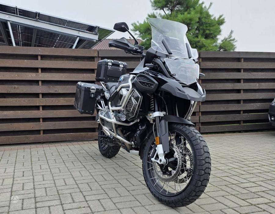 Melns BMW R 1250GS 2023 Klaipėda, ar dzinēja tilpumu 1.25 L un nobraukumu 54 tūkst. km par 15999 €, foto 1 vietnē AUTOMOTO.COM.LV