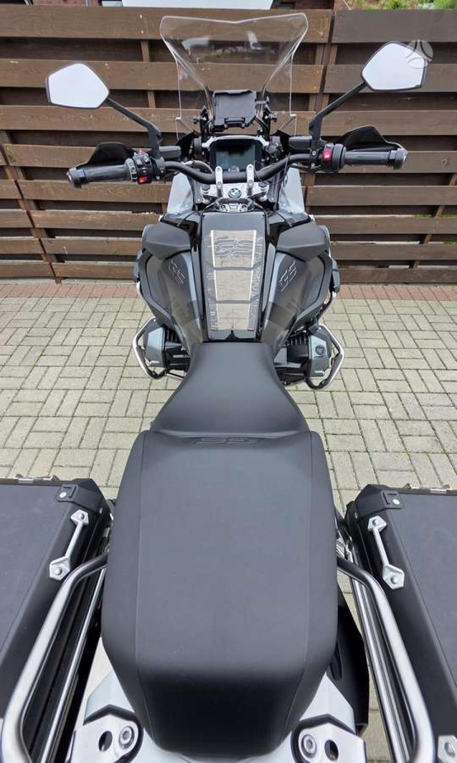 Melns BMW R 1250GS 2023 Klaipėda, ar dzinēja tilpumu 1.25 L un nobraukumu 54 tūkst. km par 15999 €, foto 6 vietnē AUTOMOTO.COM.LV