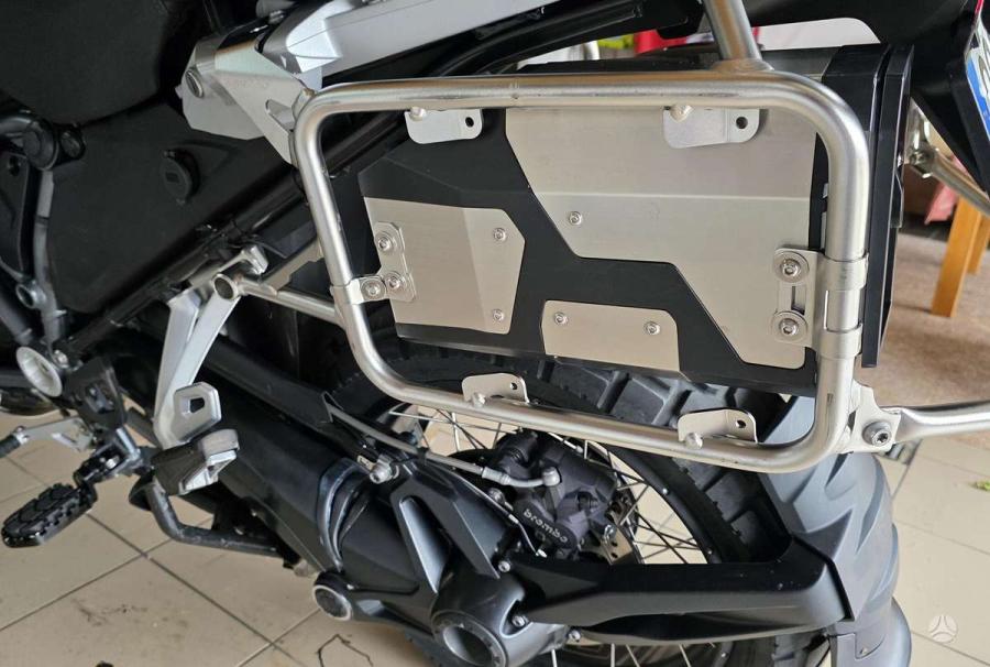 Melns BMW R 1250GS 2023 Klaipėda, ar dzinēja tilpumu 1.25 L un nobraukumu 54 tūkst. km par 15999 €, foto 11 vietnē AUTOMOTO.COM.LV