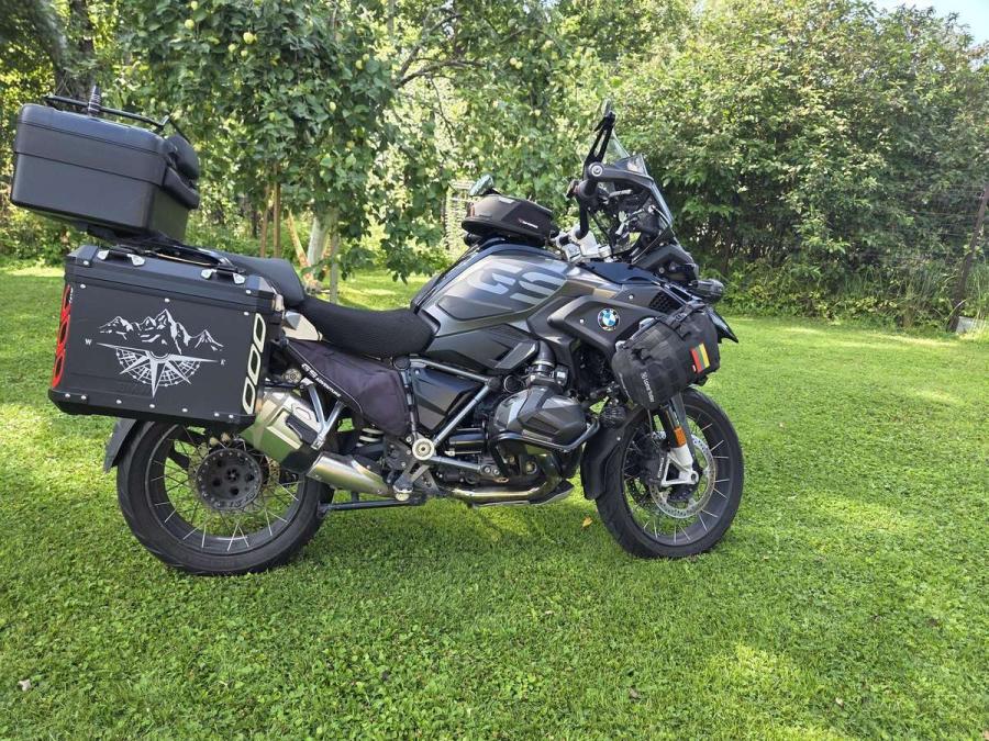 Черный БМВ R 1250GS 2023 в Вильнюс, объемом двигателя 1.25 л и пробегом 22 тыс. км за 20300 €, фото 5 на AUTOMOTO.COM.LV