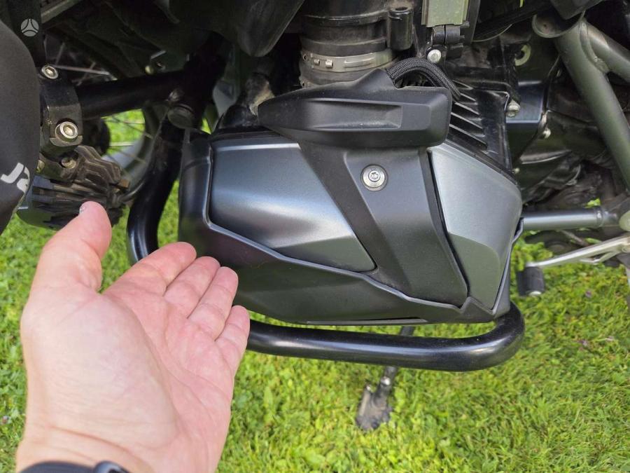 Черный БМВ R 1250GS 2023 в Вильнюс, объемом двигателя 1.25 л и пробегом 22 тыс. км за 20300 €, фото 10 на AUTOMOTO.COM.LV