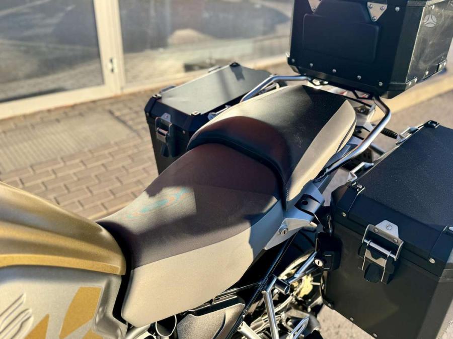 Brown BMW R 1250GS 2019 in Vilnius, with an engine capacity of 1.25 L and mileage of 55 thousand km for 13799 €, photo 16 on AUTOMOTO.COM.LV