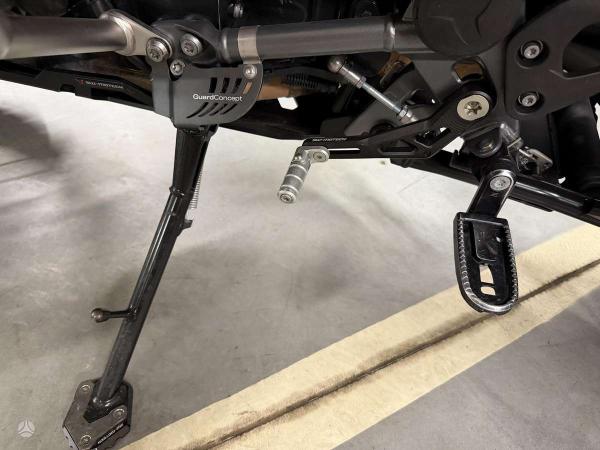 Green BMW R 1250GS 2019 in Kaunas, with an engine capacity of 1.25 L and mileage of 26 thousand km for 15300 €, photo 9 on AUTOMOTO.COM.LV