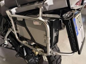 Green BMW R 1250GS 2019 in Kaunas, with an engine capacity of 1.25 L and mileage of 26 thousand km for 15300 €, photo 11 on AUTOMOTO.COM.LV