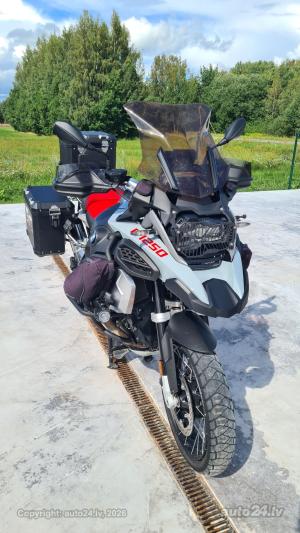 Серый БМВ R 1250GS 2020 в Таллин, объемом двигателя 1.25 л и пробегом 30 тыс. км за 17500 €, фото  на AUTOMOTO.COM.LV