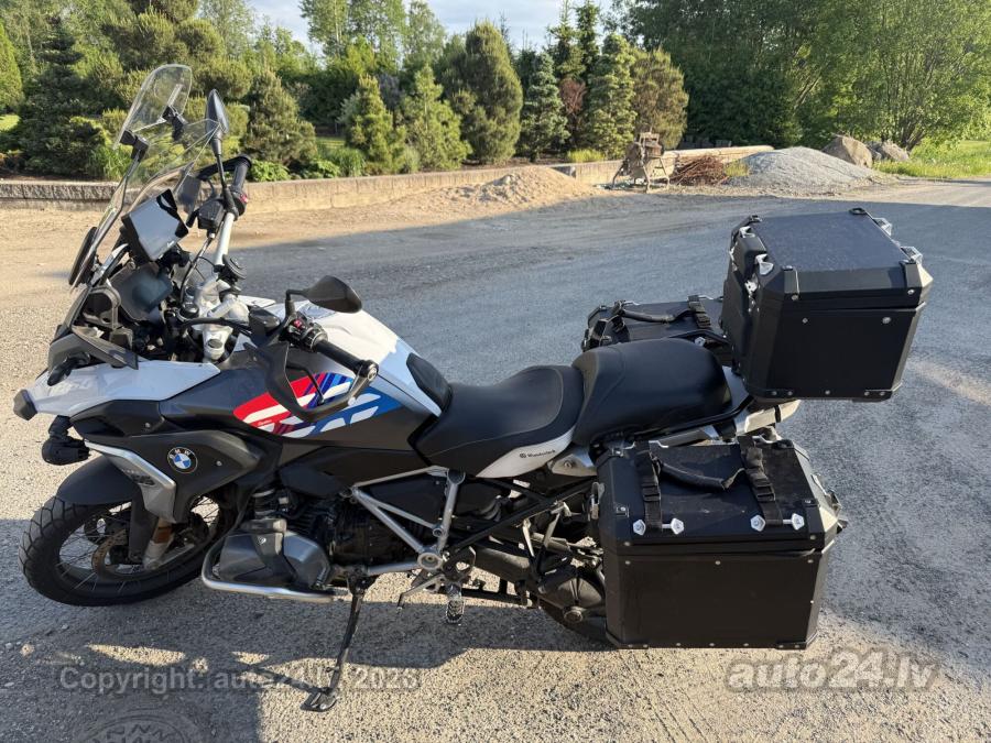 Серый БМВ R 1250GS 2021 в Таллин, объемом двигателя 1.25 л и пробегом 49 тыс. км за 16990 €, фото 3 на AUTOMOTO.COM.LV