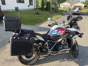Серый БМВ R 1250GS 2021 в Таллин, объемом двигателя 1.25 л и пробегом 49 тыс. км за 16990 €, фото 4 на AUTOMOTO.COM.LV