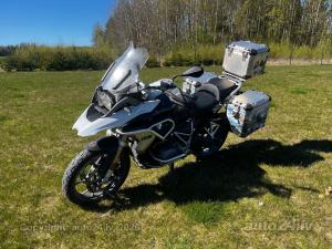 Серый БМВ R 1250GS 2022 в Тарту, объемом двигателя 1.25 л и пробегом 31 тыс. км за 18500 €, фото  на AUTOMOTO.COM.LV