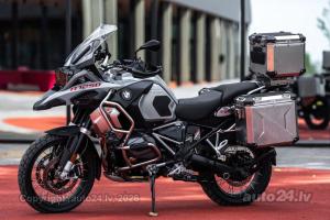 Pelēks BMW R 1250GS 2023 Tallina, ar dzinēja tilpumu 0.00 L un nobraukumu 20 tūkst. km par 20000 €, foto 8 vietnē AUTOMOTO.COM.LV