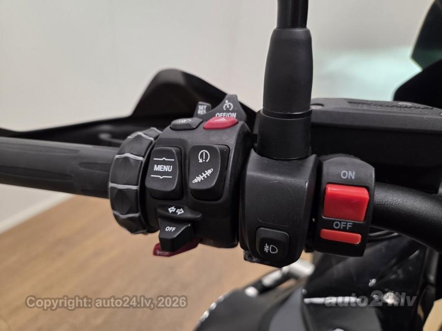 Серый БМВ R 1250GS 2023 в Таллин, объемом двигателя 1.30 л и пробегом 7 тыс. км за 19900 €, фото 9 на AUTOMOTO.COM.LV