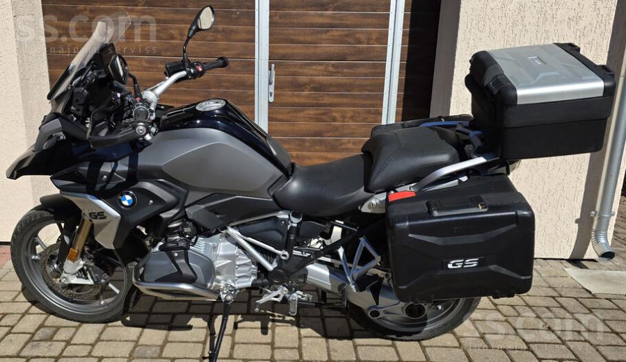 BMW R 1250GS 2019 in Jelgava, with an engine capacity of 1.25 L and mileage of 0 thousand km for 14500 €, photo 4 on AUTOMOTO.COM.LV