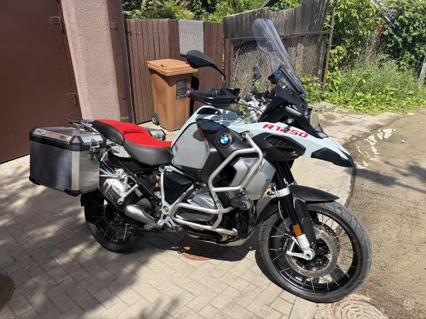 BMW R 1250GS 2019 in Vilnius, with an engine capacity of 1.25 L and mileage of 50 thousand km for 13700 €, photo 2 on AUTOMOTO.COM.LV