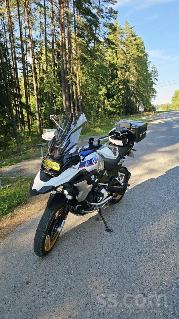 BMW R 1250GS 2019 Limbaži, ar dzinēja tilpumu 1.25 L un nobraukumu 0 tūkst. km par 15000 €, foto 1 vietnē AUTOMOTO.COM.LV