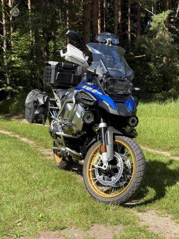BMW R 1250GS 2019 Palanga, ar dzinēja tilpumu 1.25 L un nobraukumu 48 tūkst. km par 17200 €, foto 1 vietnē AUTOMOTO.COM.LV