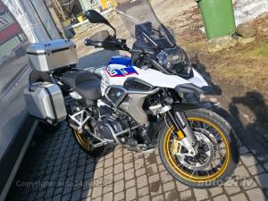 BMW R 1250GS 2020 Tallina, ar dzinēja tilpumu 1.25 L un nobraukumu 50 tūkst. km par 14200 €, foto  vietnē AUTOMOTO.COM.LV