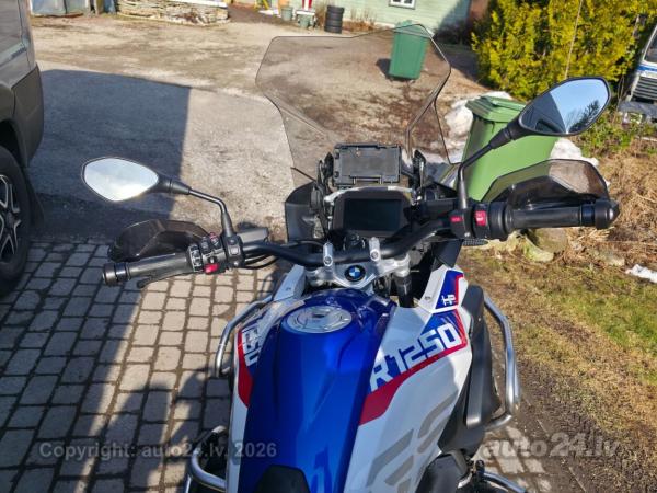 BMW R 1250GS 2020 Tallina, ar dzinēja tilpumu 1.25 L un nobraukumu 50 tūkst. km par 14200 €, foto 6 vietnē AUTOMOTO.COM.LV