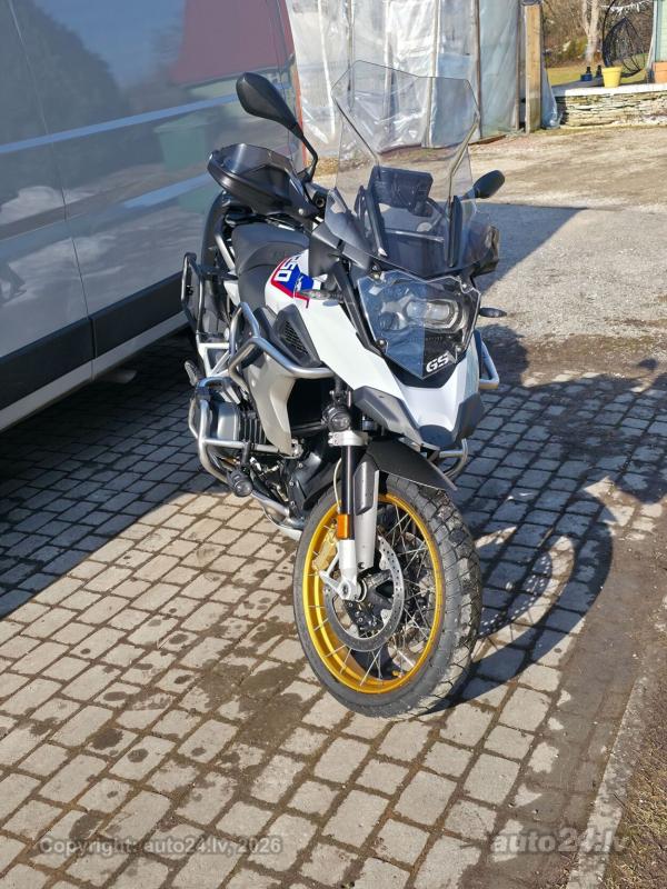 BMW R 1250GS 2020 Tallina, ar dzinēja tilpumu 1.25 L un nobraukumu 50 tūkst. km par 14200 €, foto 7 vietnē AUTOMOTO.COM.LV