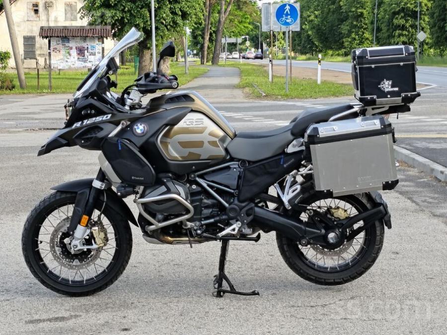 BMW R 1250GS 2020 in Ogre, with an engine capacity of 1.25 L and mileage of 0 thousand km for 19270 €, photo 6 on AUTOMOTO.COM.LV