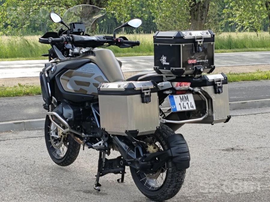 BMW R 1250GS 2020 in Ogre, with an engine capacity of 1.25 L and mileage of 0 thousand km for 19270 €, photo 7 on AUTOMOTO.COM.LV