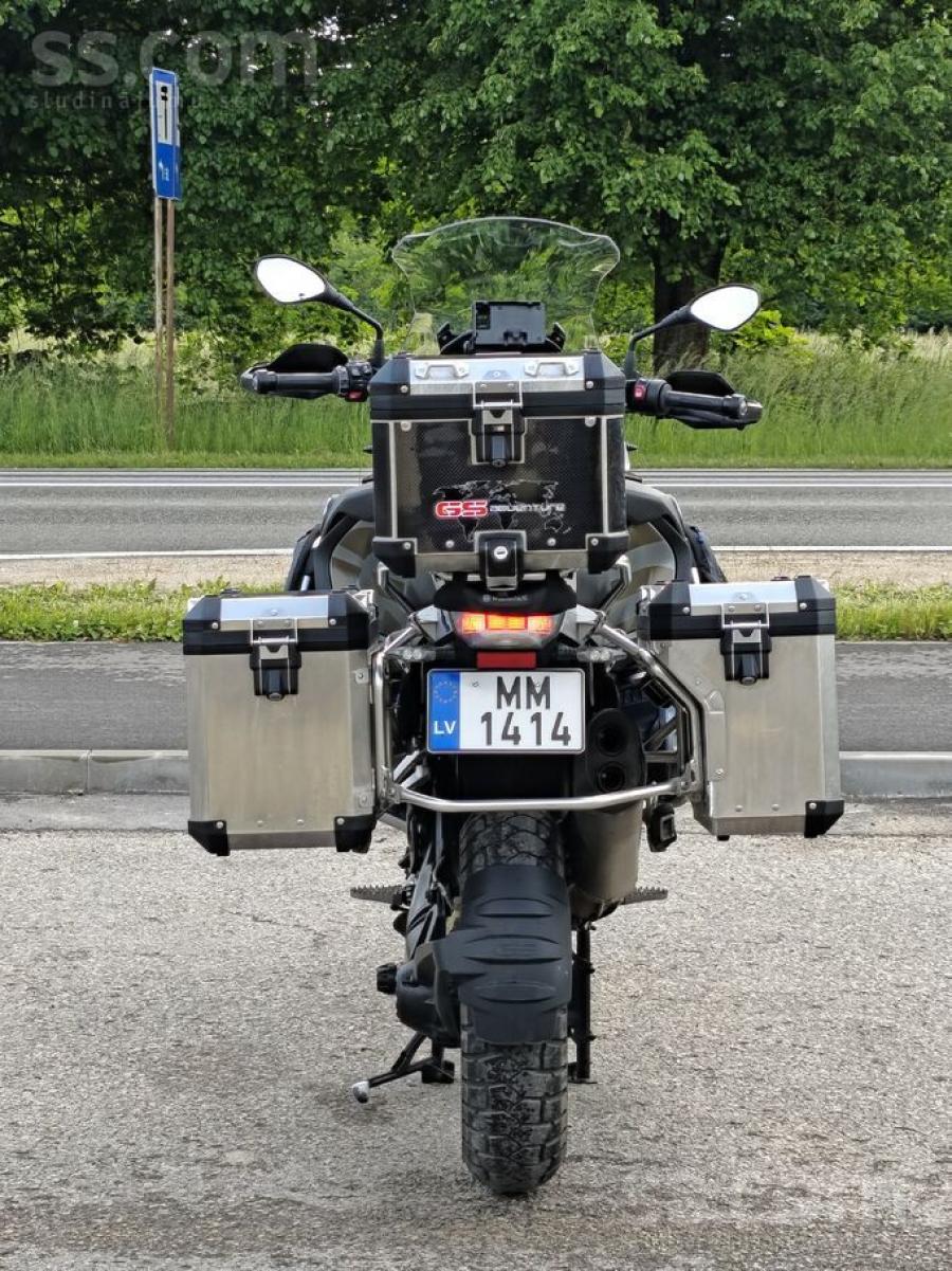 BMW R 1250GS 2020 in Ogre, with an engine capacity of 1.25 L and mileage of 0 thousand km for 19270 €, photo 8 on AUTOMOTO.COM.LV
