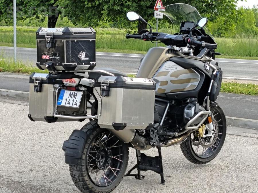 BMW R 1250GS 2020 in Ogre, with an engine capacity of 1.25 L and mileage of 0 thousand km for 19270 €, photo 9 on AUTOMOTO.COM.LV