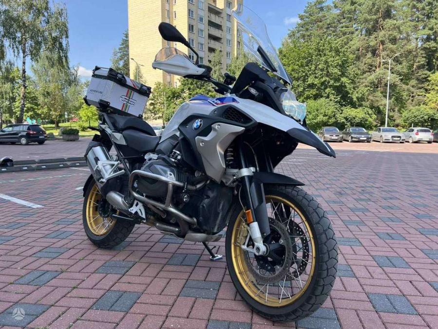 BMW R 1250GS 2020 in Vilnius, with an engine capacity of 0.00 L and mileage of 27 thousand km for 12700 €, photo 1 on AUTOMOTO.COM.LV