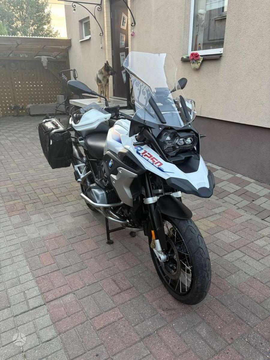 БМВ R 1250GS 2021 в Вильнюс, объемом двигателя 1.25 л и пробегом 36 тыс. км за 13900 €, фото 1 на AUTOMOTO.COM.LV