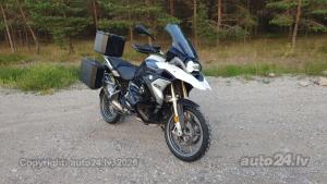 BMW R 1250GS 2021 in Tallinn, with an engine capacity of 1.25 L and mileage of 52 thousand km for 11999 €, photo 1 on AUTOMOTO.COM.LV