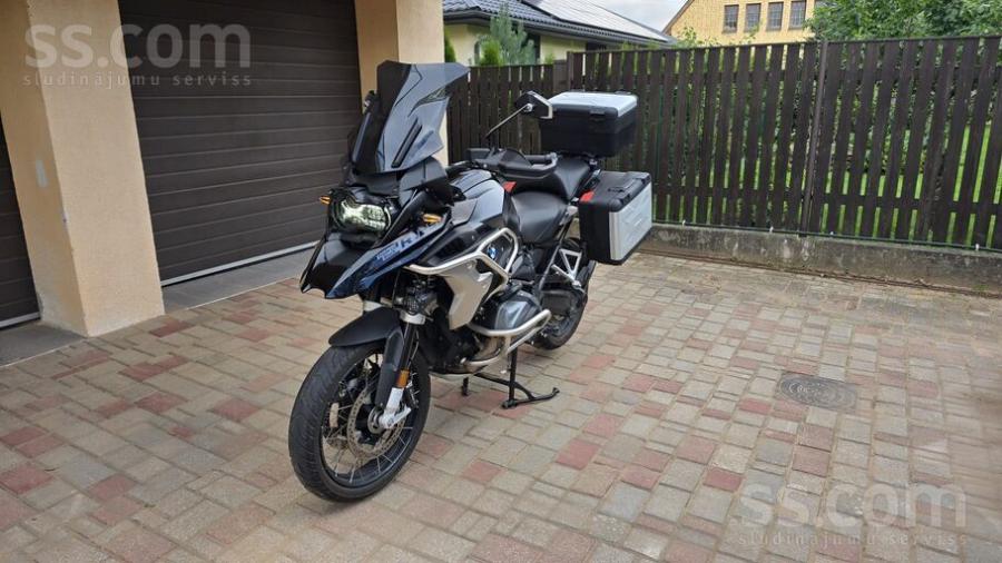 BMW R 1250GS 2022 Rīga, ar dzinēja tilpumu 1.25 L un nobraukumu 0 tūkst. km par 19900 €, foto 1 vietnē AUTOMOTO.COM.LV