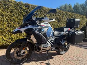 БМВ R 1250GS 2023 в Рига, объемом двигателя 0.00 л и пробегом 10 тыс. км за 19900 €, фото  на AUTOMOTO.COM.LV