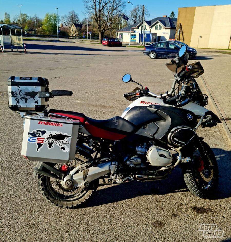 White BMW R 1250GS 2006 in Klaipeda, with an engine capacity of 0.00 L and mileage of 130 thousand km for 5400 €, photo 3 on AUTOMOTO.COM.LV